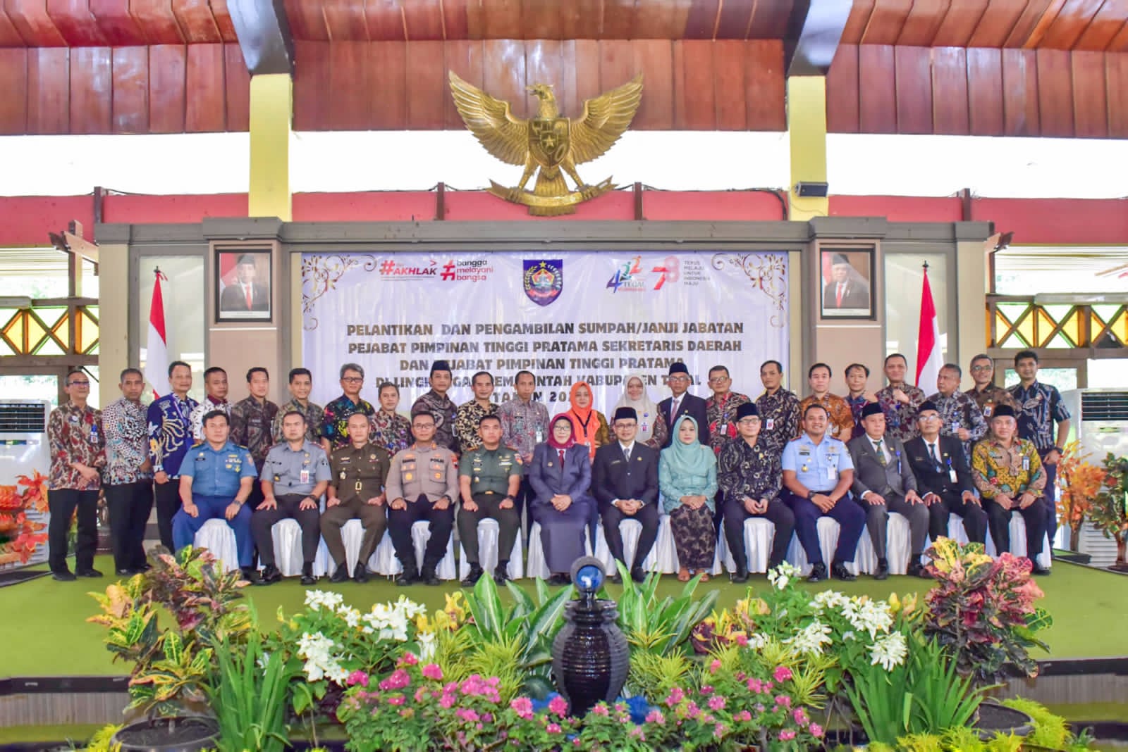 Bupati Tegal Lantik Amir Makhmud Jadi Sekda Kabupaten Tegal ... Bupati Tegal Lantik Amir Makhmud Jadi Sekda Kabupaten Tegal ...